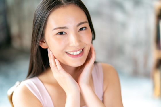 トレンドの顔周りレイヤー｜メリットと注意点を解説 | DEMI LABO（デミラボ）