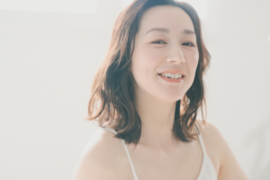 【女性必見】薄毛が目立たない髪型6選！スタイリングのポイントも紹介 | DEMI LABO（デミラボ）