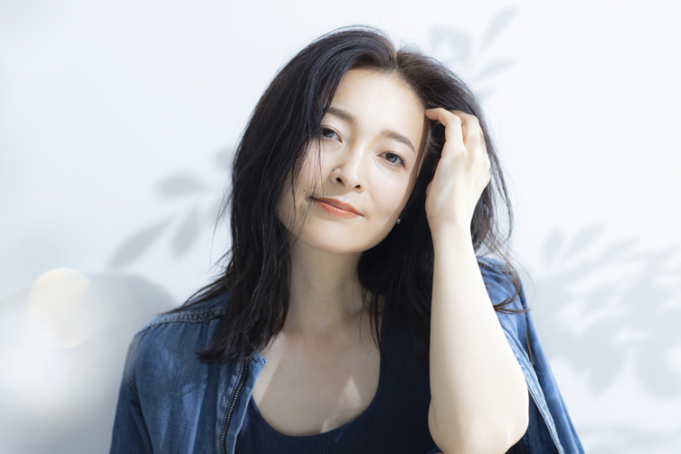 【女性必見】薄毛が目立たない髪型6選！スタイリングのポイントも紹介 | DEMI LABO（デミラボ）